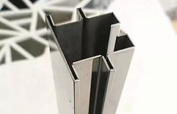 V Groover in Sheet Metal Work Explained | MachineMFG