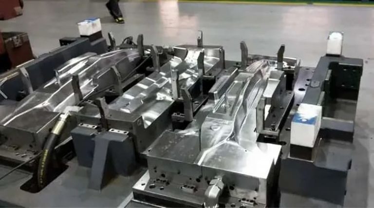 Automotive Stamping Dies: Development Process and Control | MachineMFG