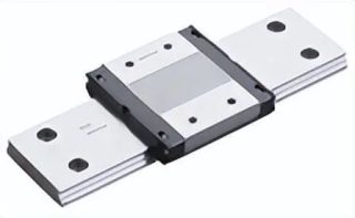Linear Guides: An In-Depth Look at Selection and Applications | MachineMFG