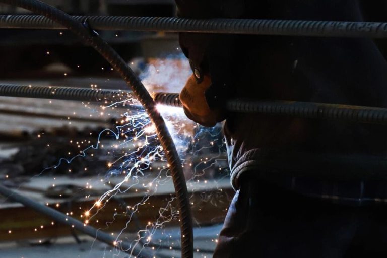 Spot Welding Machines: A Comprehensive Guide | MachineMFG
