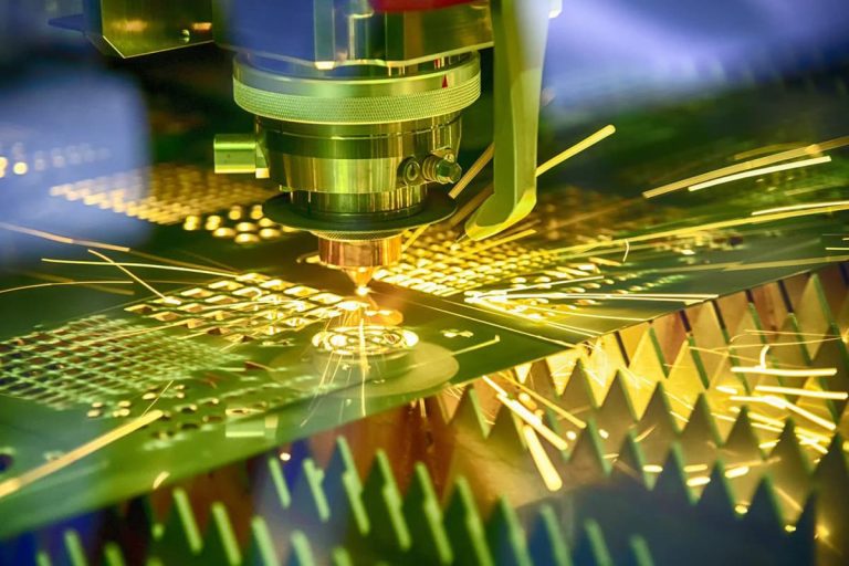 Sheet Metal Riveting: Tips for Process Selection | MachineMFG