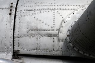 The Secret Behind Aircraft's Love for Rivets Instead of Welding ...