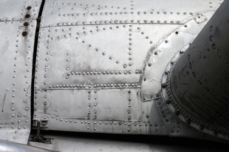 The Secret Behind Aircraft's Love for Rivets Instead of Welding ...