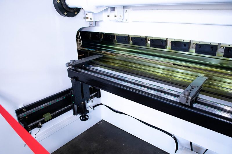 Press Brake Backgauge Calibration: Step-by-Step Guide | MachineMFG