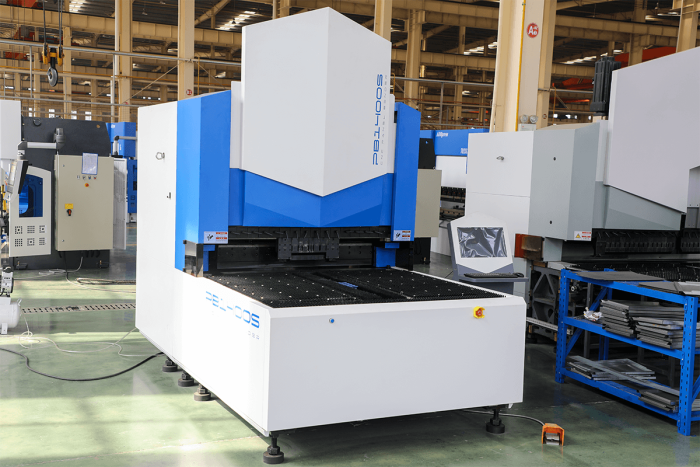 CNC Panel Bender (Suction Cup Type) | MachineMFG
