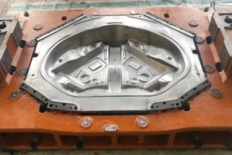 Stamping Die Materials: A Comprehensive Overview | MachineMFG